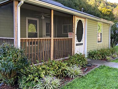 2806 Skygusty Hwy, Squire, WV 24884 | Zillow