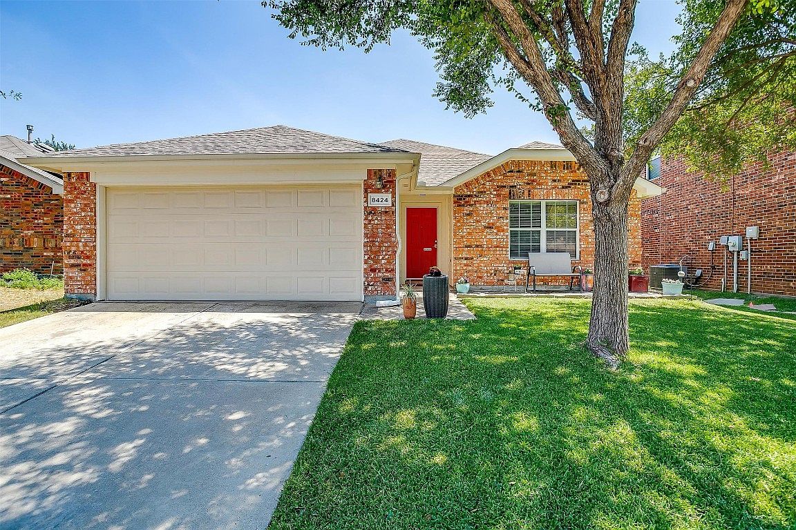 8424 Cactus Flower Dr, Fort Worth, TX 76131 | Zillow