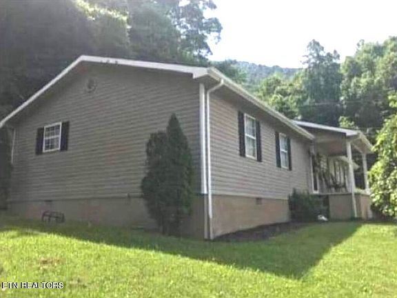 47 Caldwell Cemetery Rd, Stoney Fork, KY 40988 | MLS #1266307 | Zillow 47 Caldwell Cemetery Rd, Stoney Fork, KY 40988 | MLS #1266307 | Zillow