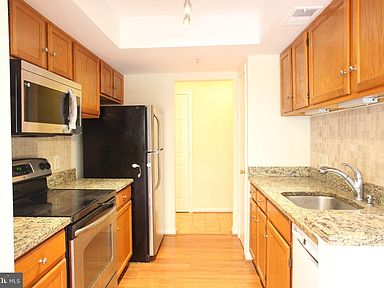 802 Amber Tree Ct #10, Gaithersburg, MD 20878 | Zillow