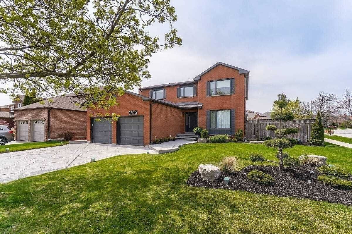 1255 Valleybrook Dr, Oakville, ON L6H 4Y1 | Zillow
