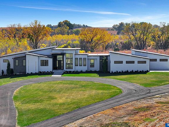 11633 Pioneers Blvd, Walton, NE 68461 | MLS #22524649 | Zillow