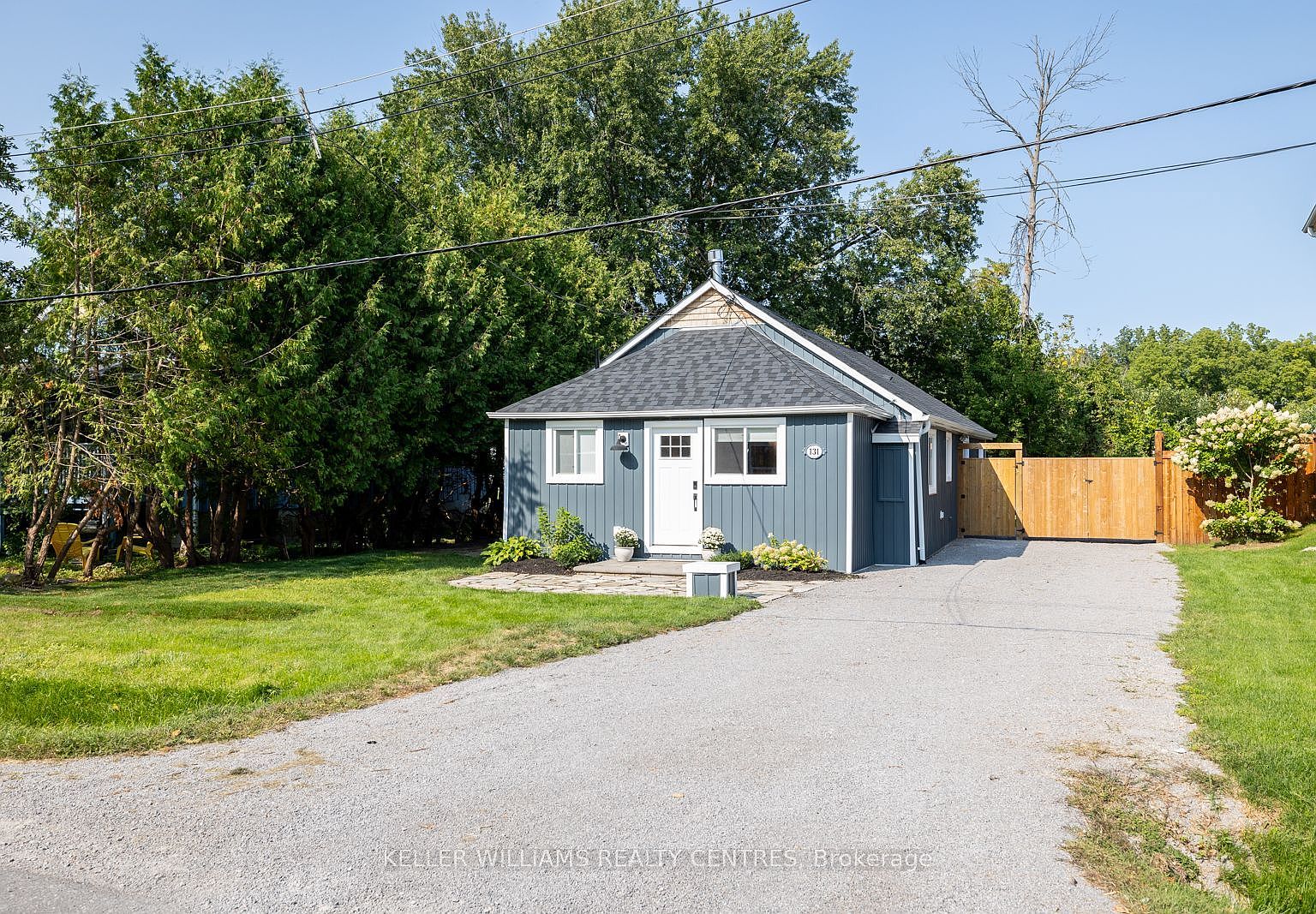131 Maple Ave, Georgina, ON L0E 1R0 | MLS #N9300303 | Zillow