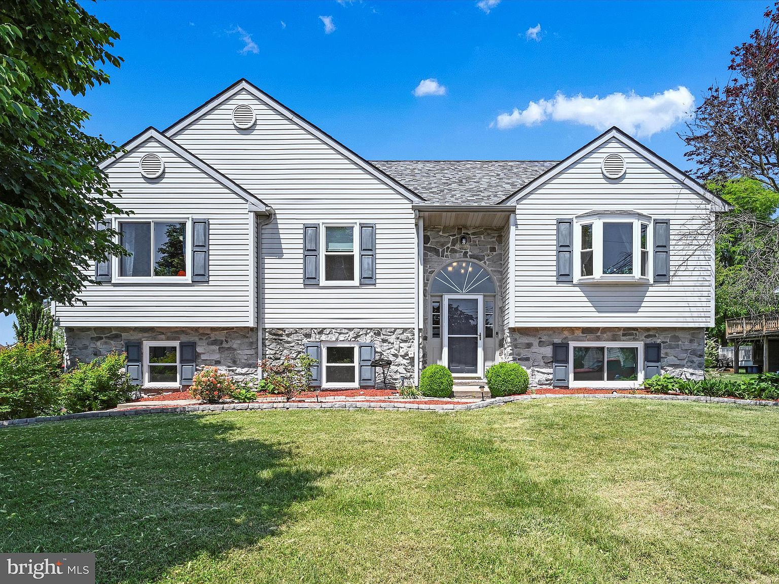 661 W Ridge Rd, Elizabethtown, PA 17022 | Zillow