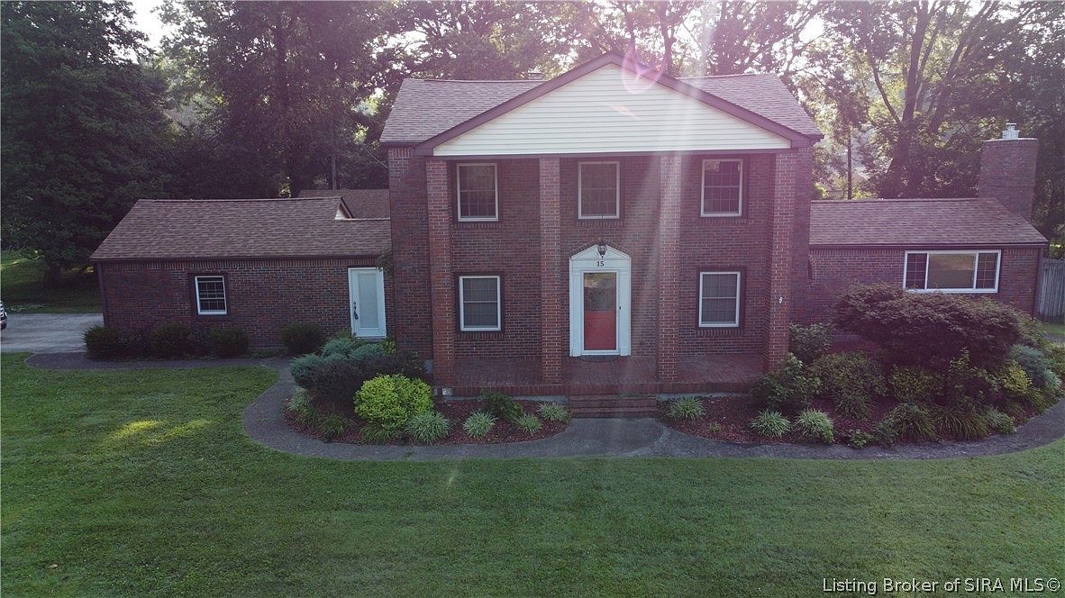 15 Forest Drive, Jeffersonville, IN 47130 | Zillow