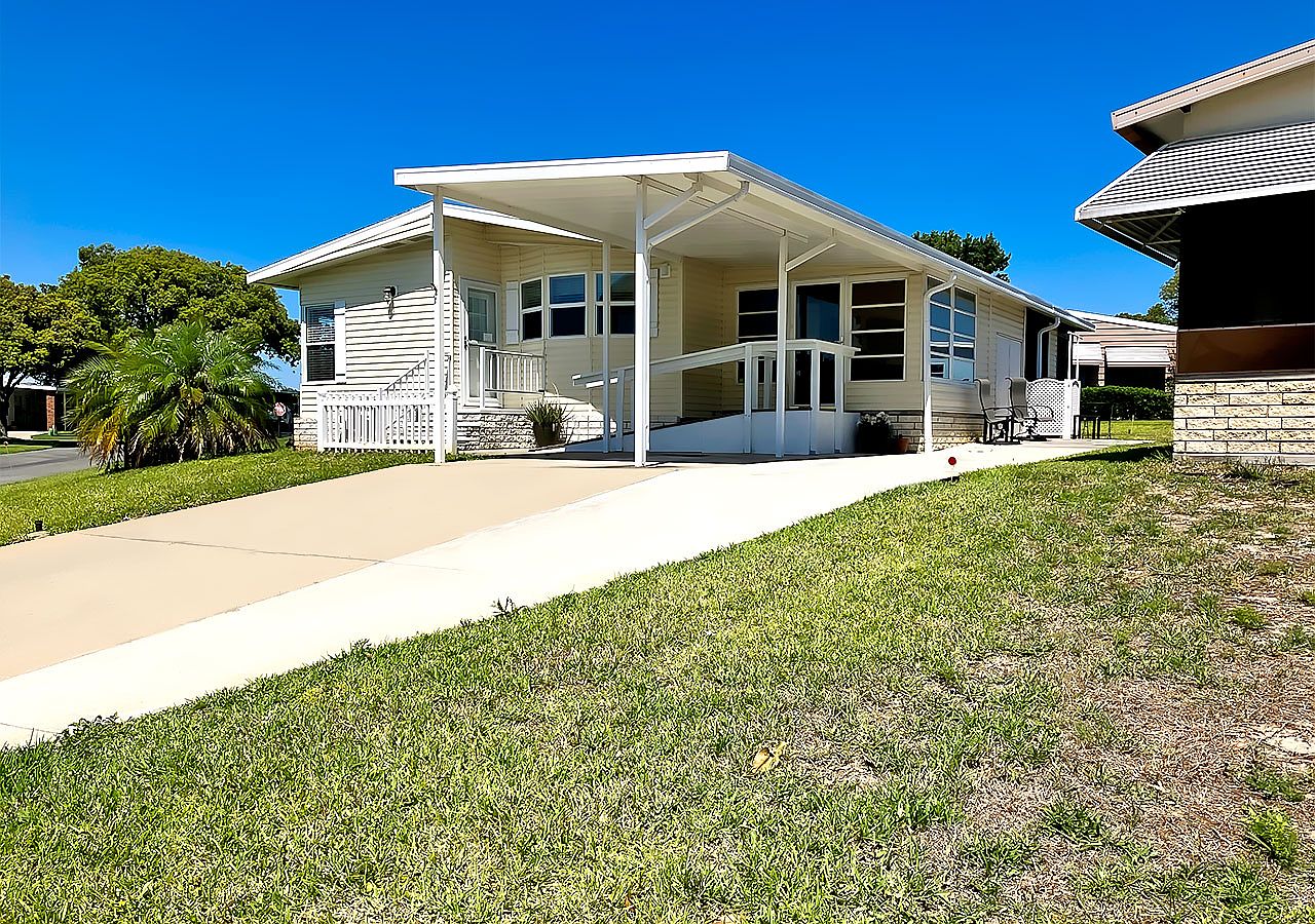 1 Cedar Key Way #530, Leesburg, FL 34788 | MLS #11173582 | Zillow