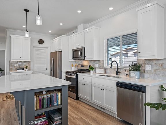 17700 Avalon Blvd SPACE 387, Carson, CA 90746 | MLS #PV25058970 | Zillow