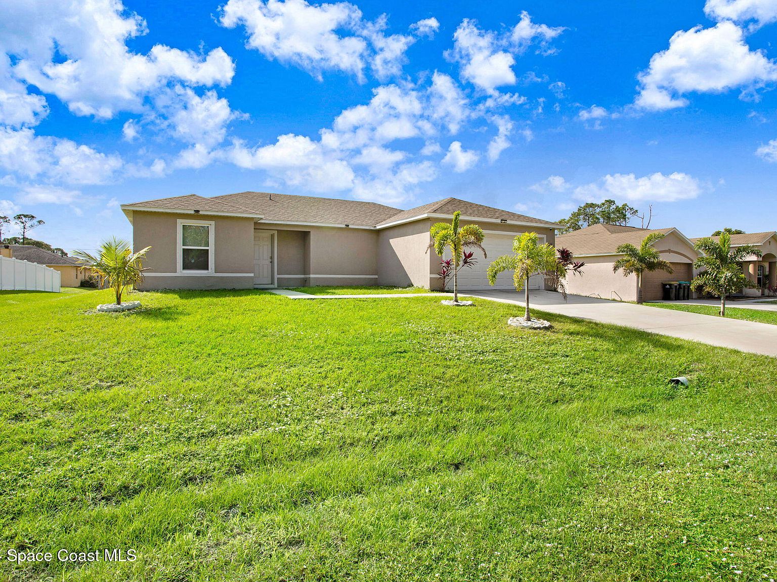 824 Autumn St SE, Palm Bay, FL 32909 | Zillow