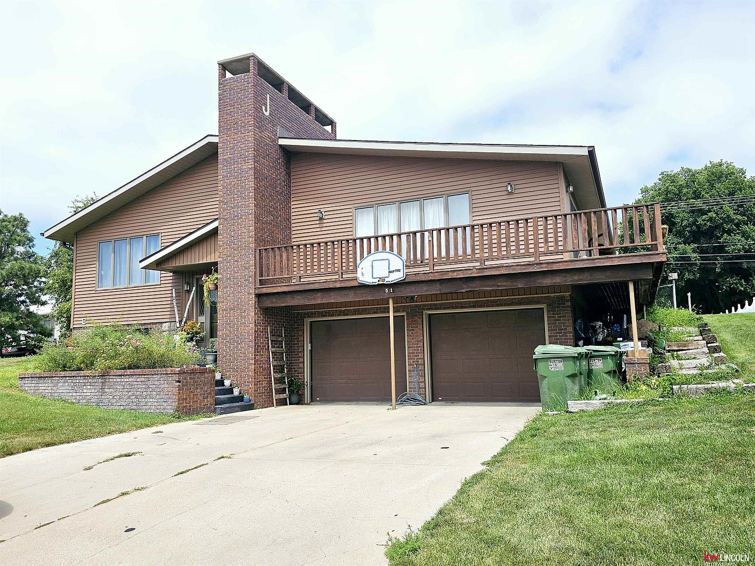 511 W Maple St, Sutton, NE 68979 | Zillow