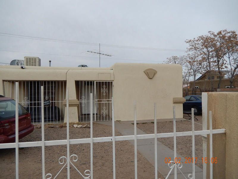 10211 Jenaro St SW, Albuquerque, NM 87121 | Zillow