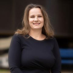 Anna Nowak - Real Estate Agent in Bakersfield, CA - Reviews | Zillow