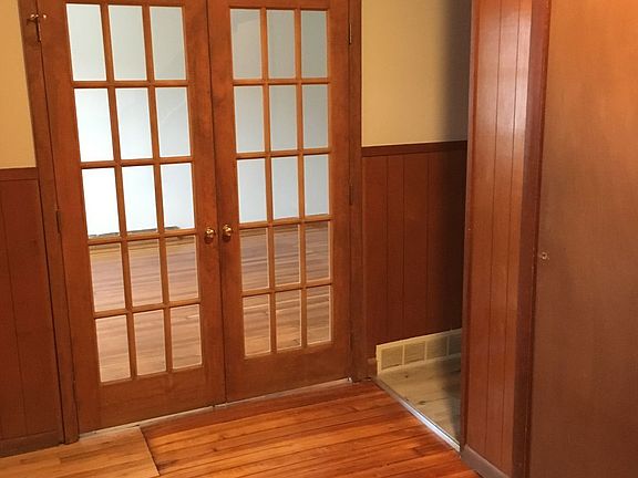 110 Sweeting St, Syracuse, NY 13203 | Zillow