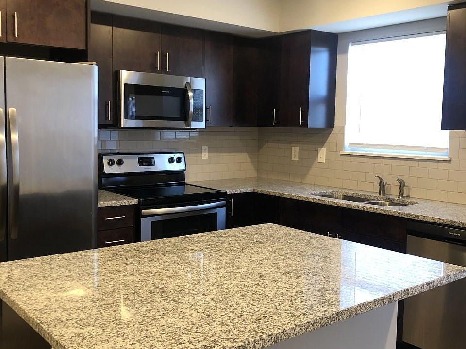 11672 N Ewing Ave, Kansas City, MO 64156 | Zillow