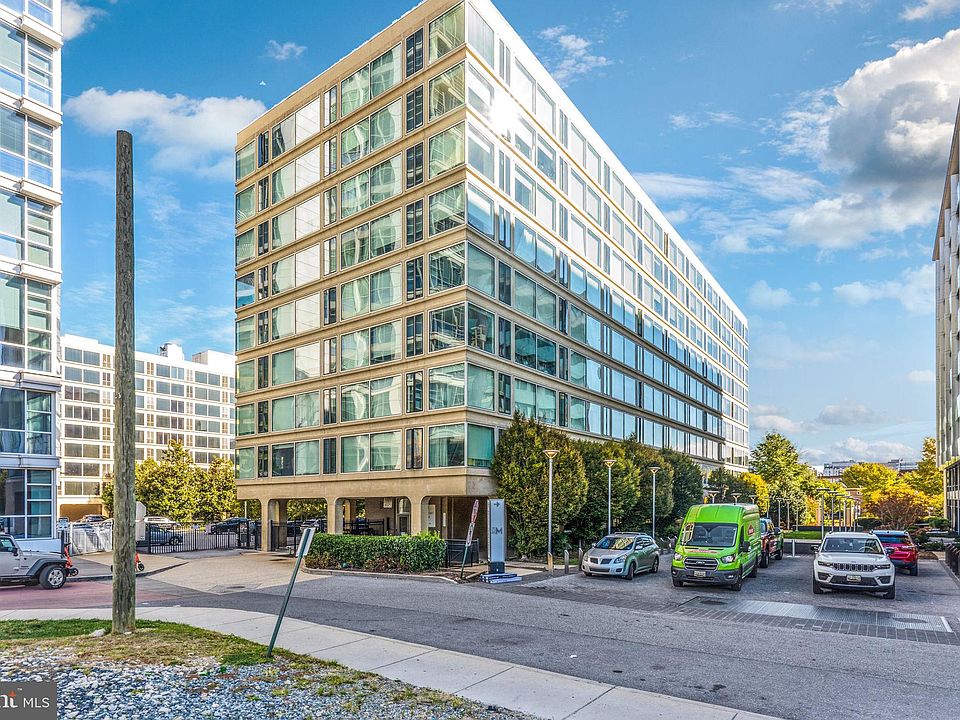 1101 3rd St SW APT 102, Washington, DC 20024 | Zillow