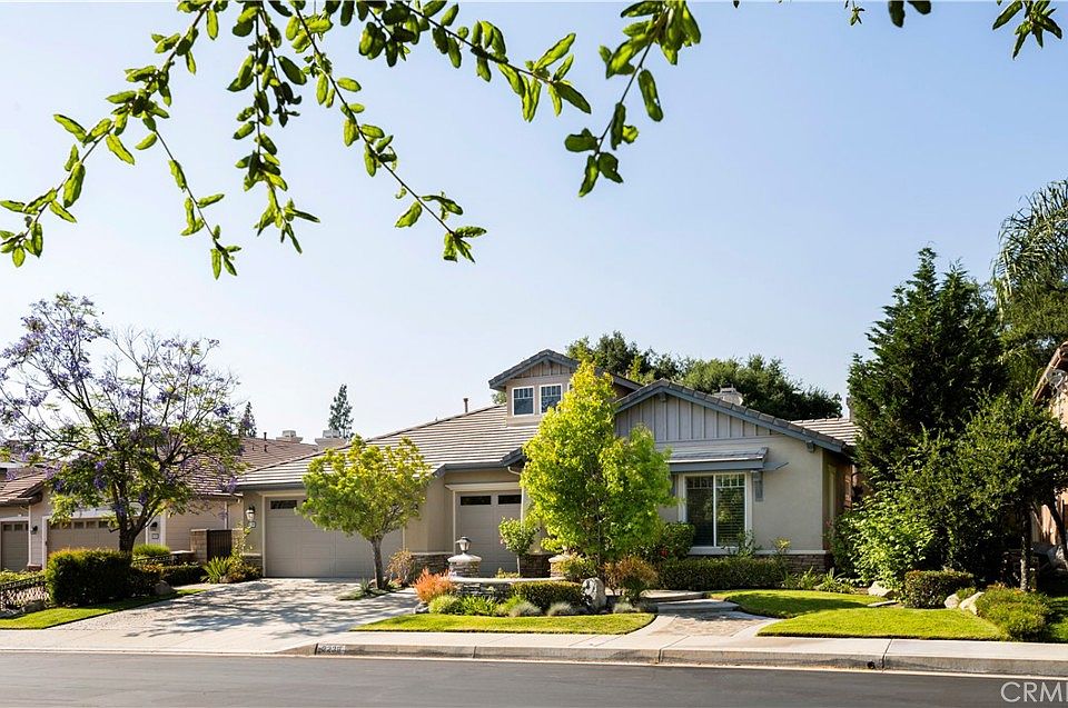 2239 Swiftwater Way, Glendora, CA 91741 | MLS #AR23131163 | Zillow