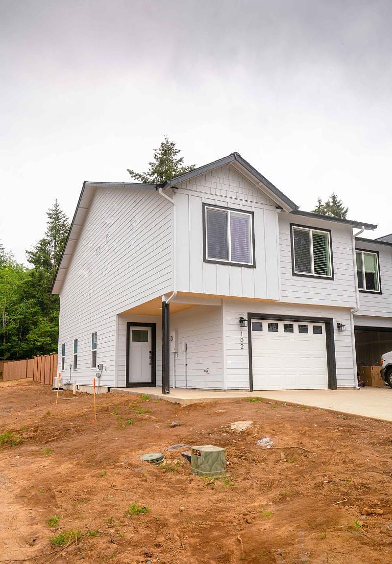 116 Oak St, Winlock, WA 98596 | Zillow
