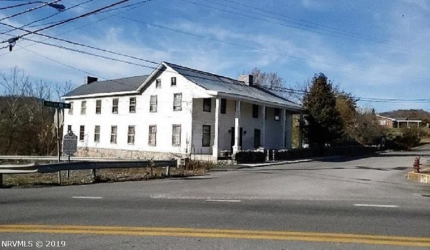 29 Mill St, Peterstown, WV 24963 | Zillow