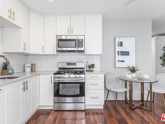 2912 11th St APT 6, Santa Monica, CA 90405 | MLS #23-324799 | Zillow