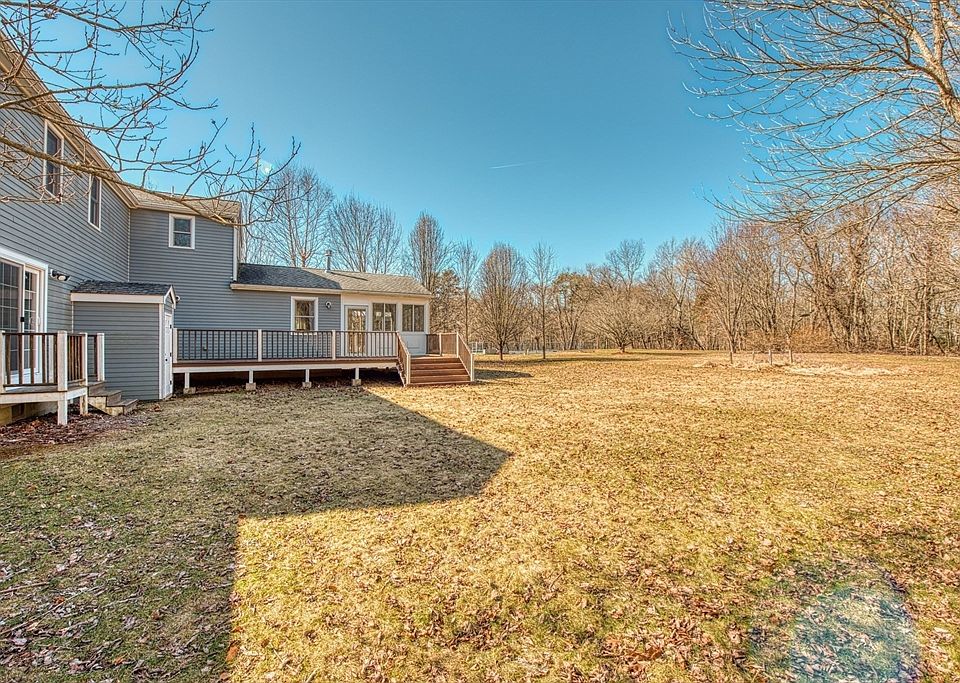 362 Forest St, Raynham, MA 02767 | Zillow