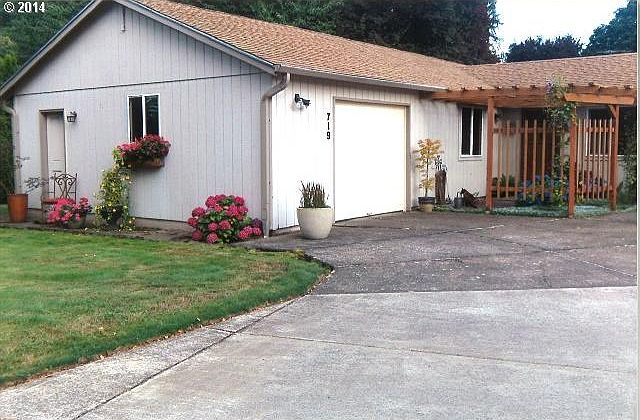 719 NE Territorial Rd, Canby, OR 97013 | Zillow