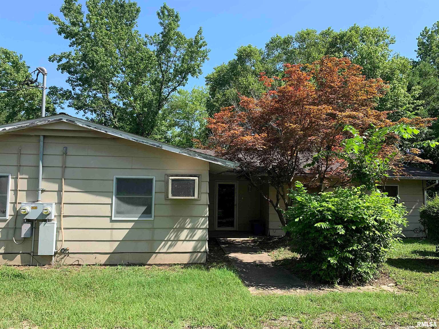 5281 Country Club Rd #2, Murphysboro, IL 62966 | MLS #EB454876 | Zillow