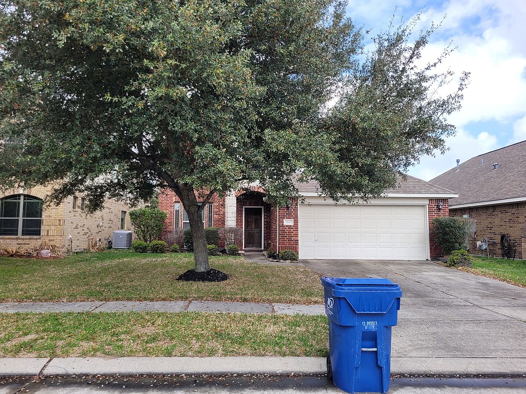 2819 Lockeridge Place Dr, Spring, TX 77386 | Zillow