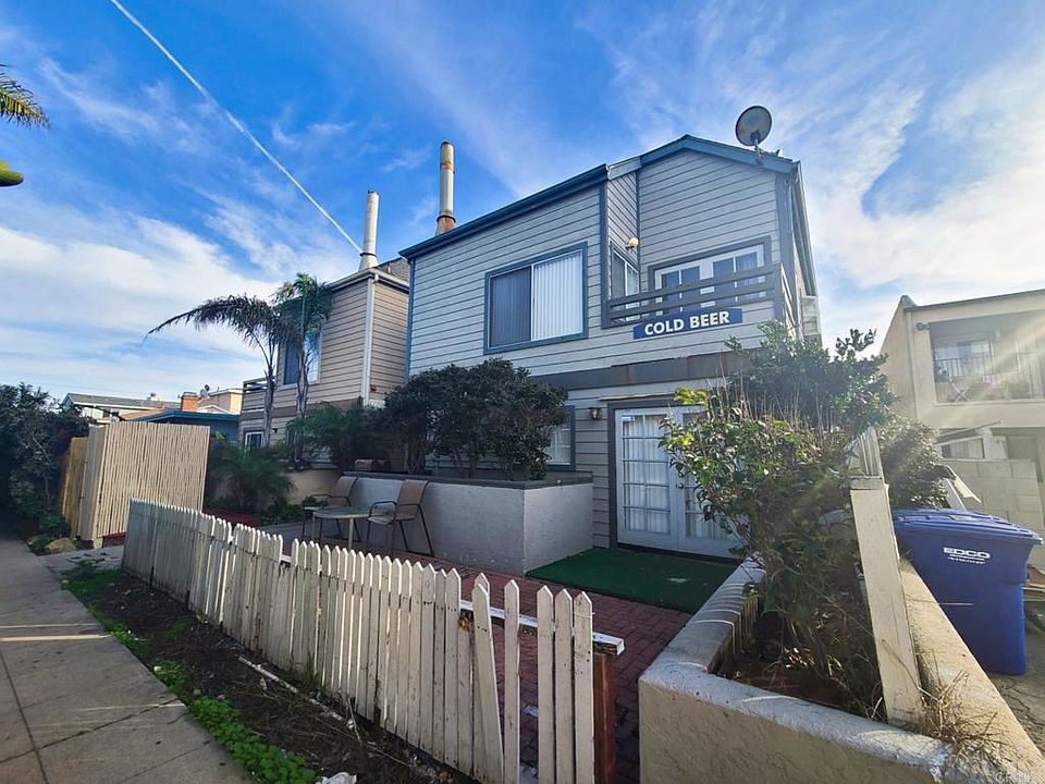 813-815 Isthmus Ct, San Diego, CA 92109 | MLS #PTP2301388 | Zillow