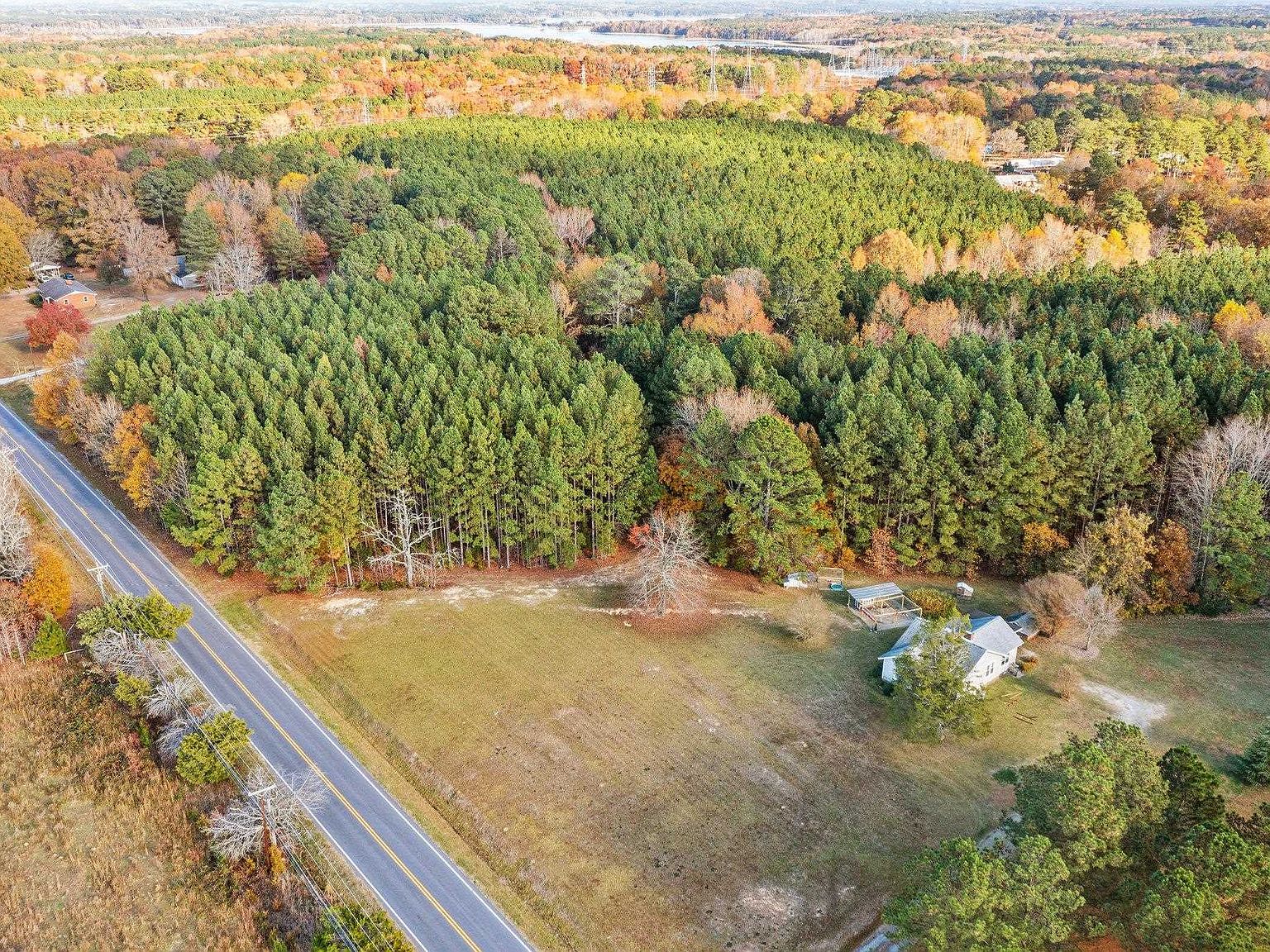 3216 Hamlin Rd, Durham, NC 27704 | MLS #2542707 | Zillow