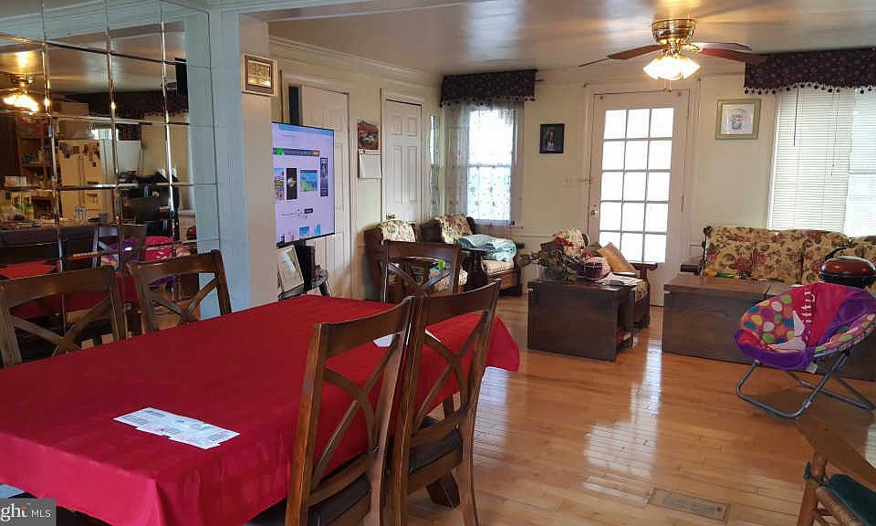 12300 Braddock Rd, Fairfax, VA 22030 | Zillow