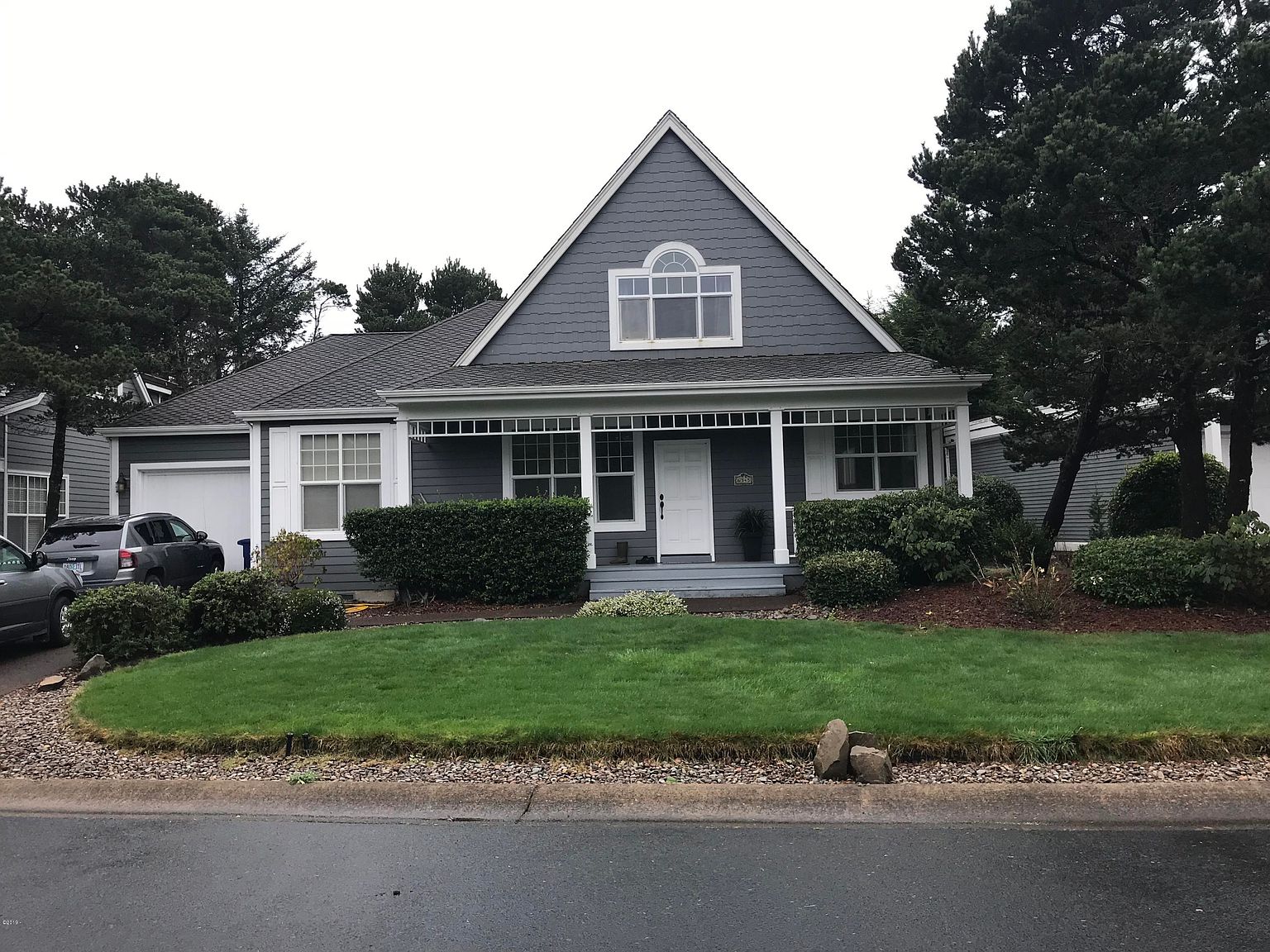 6345 SW Arbor Dr, South Beach, OR 97366 | Zillow