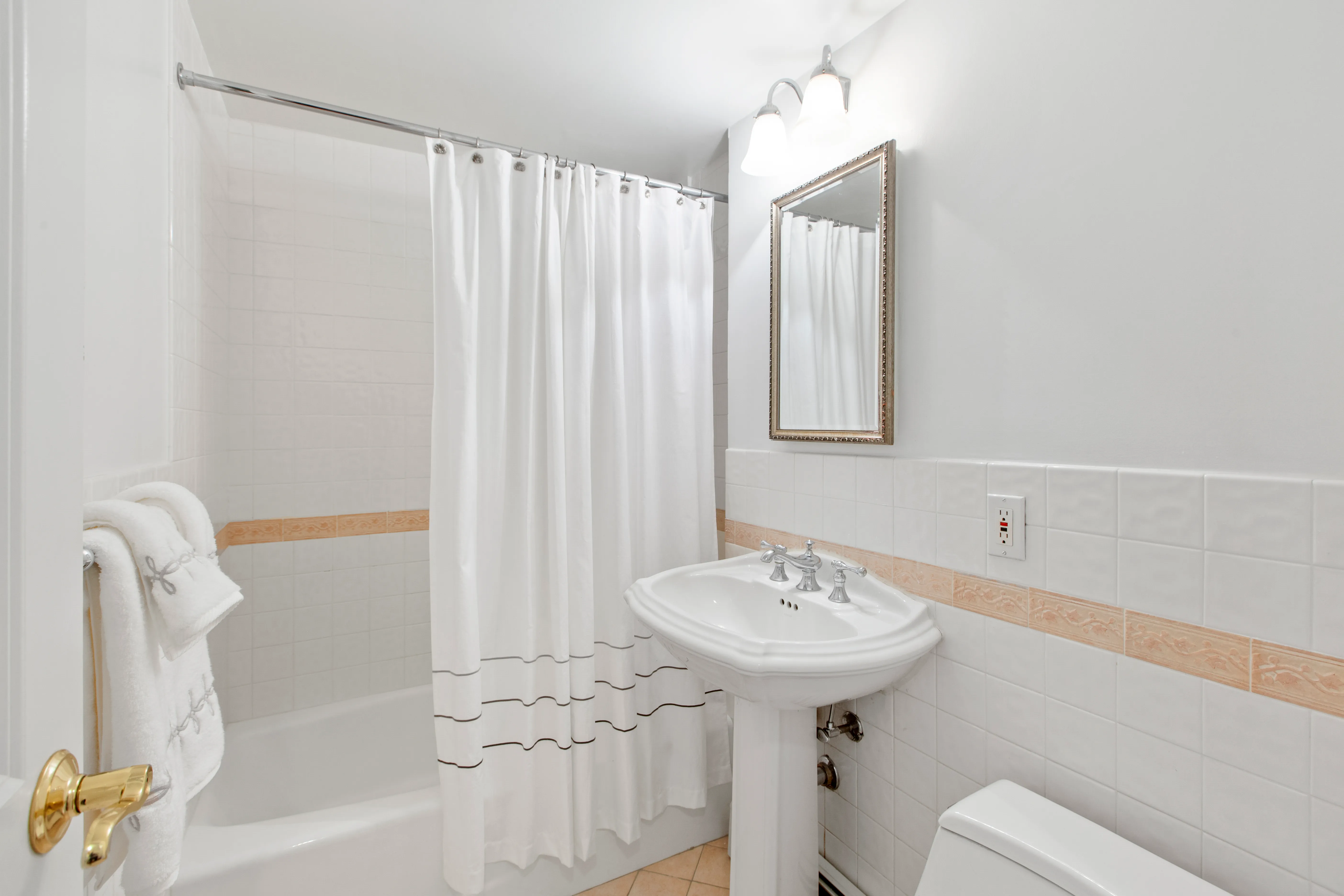 315 East 65th Street #6H in Lenox Hill, Manhattan | StreetEasy