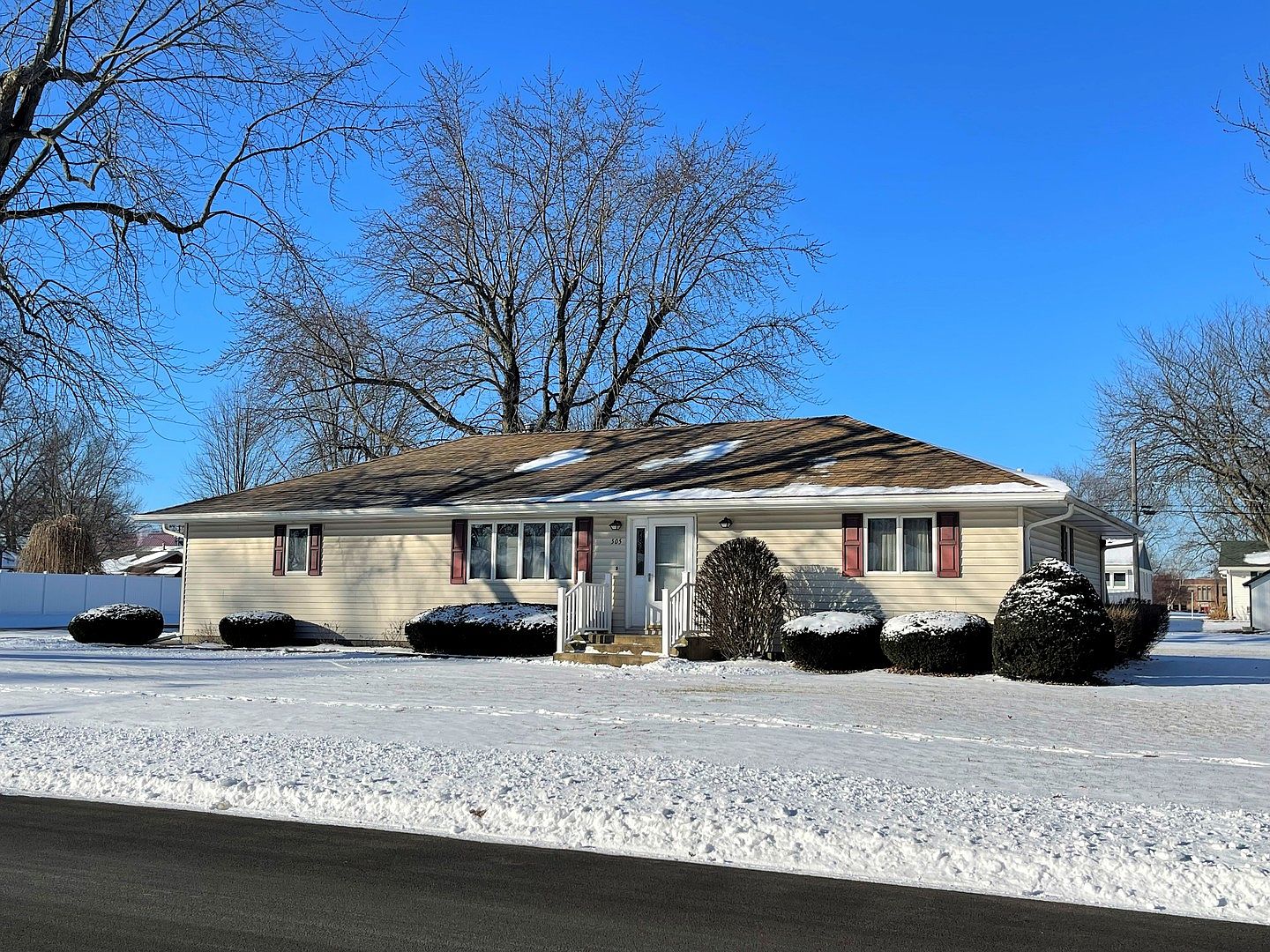 505 N Vernon St, Herscher, IL 60941 | Zillow