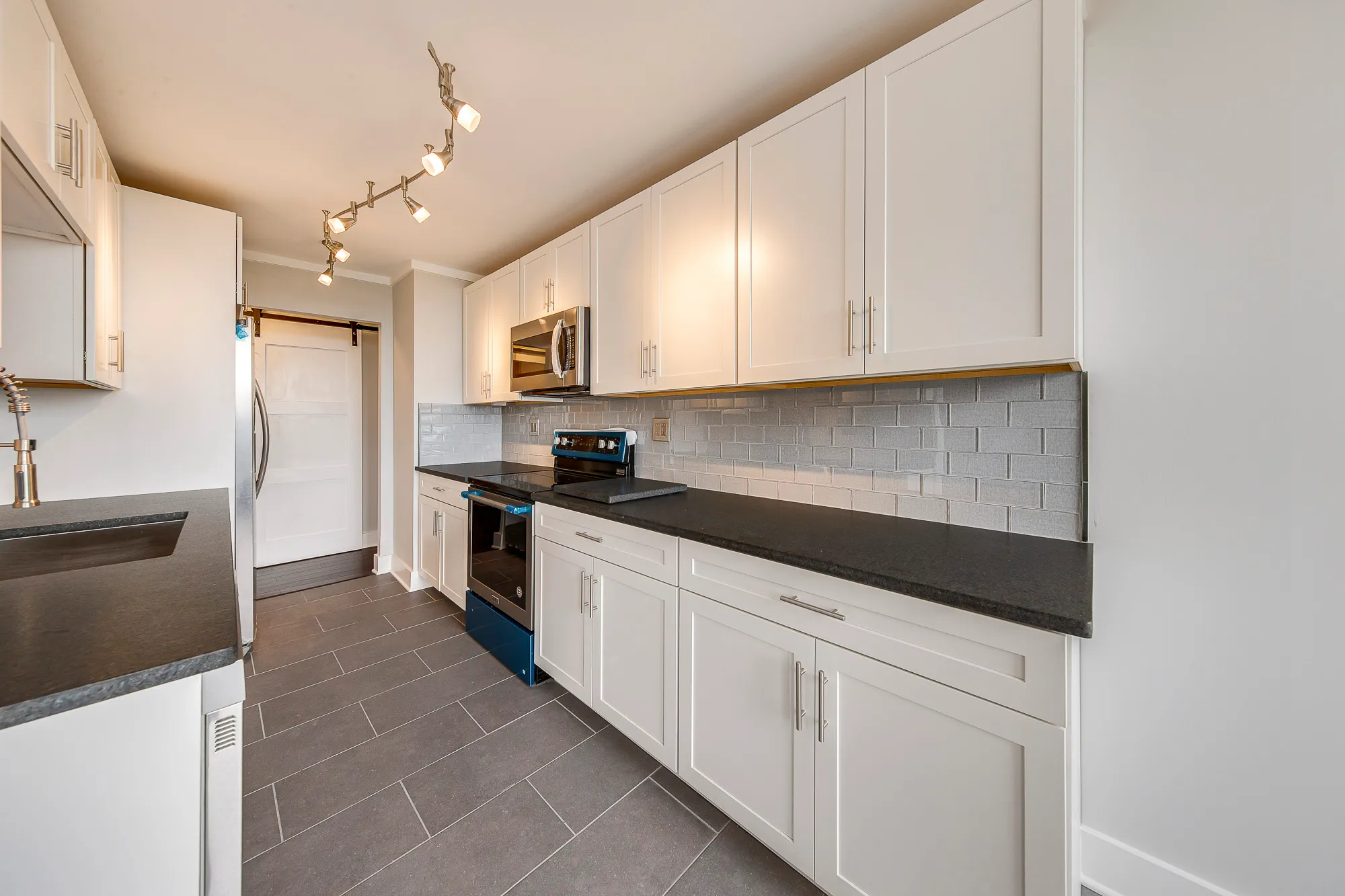 200 Winston Drive #716 in Cliffside Park, New Jersey | StreetEasy