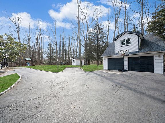 12 Lakeside Drive, Middle Island, NY 11953 | Zillow