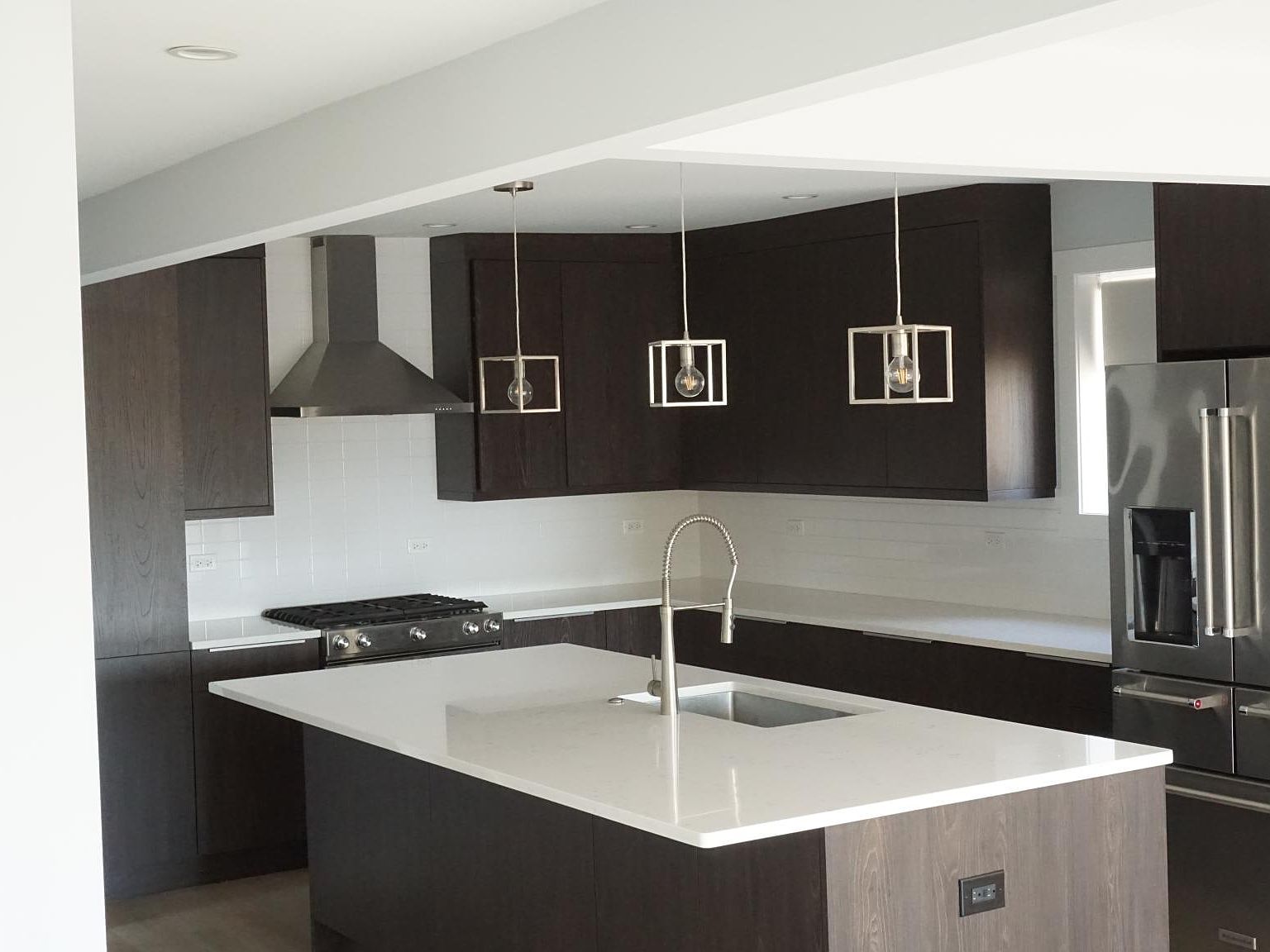 6832 N Hamlin Ave UNIT 2, Lincolnwood, IL 60712 | Zillow