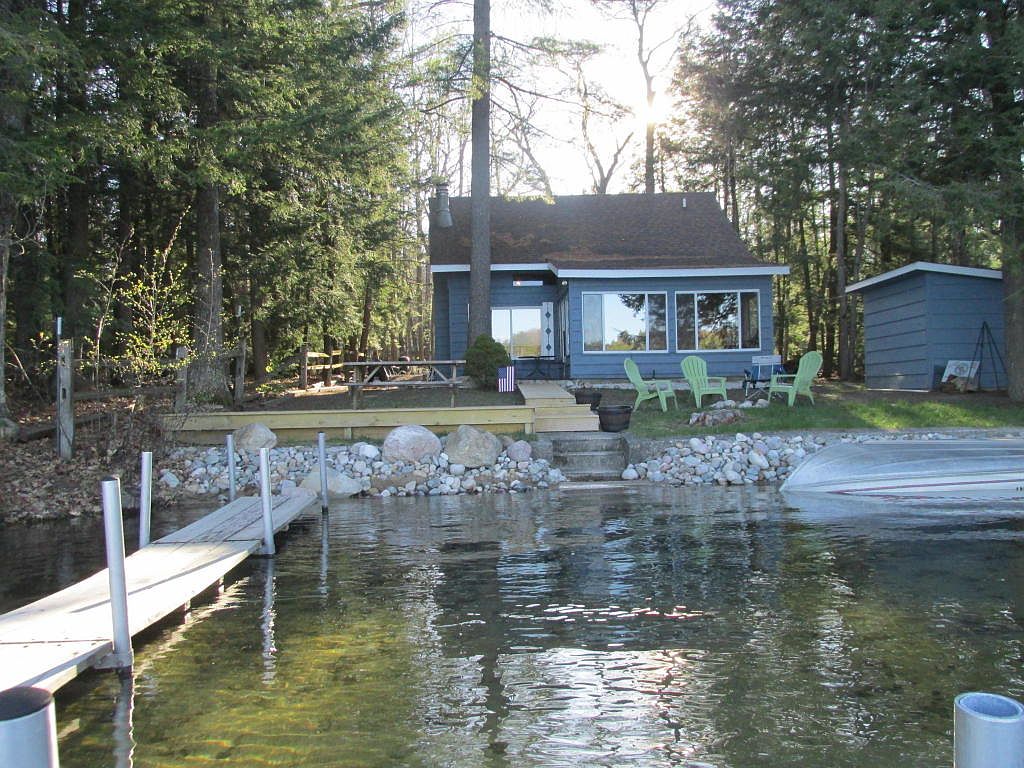 1389 W Heart Lake Dr, Gaylord, MI 49735 | Zillow