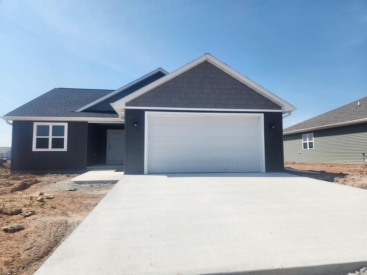 2031 RED FOX LANE, Kaukauna, WI 54130 | MLS #50304257 | Zillow