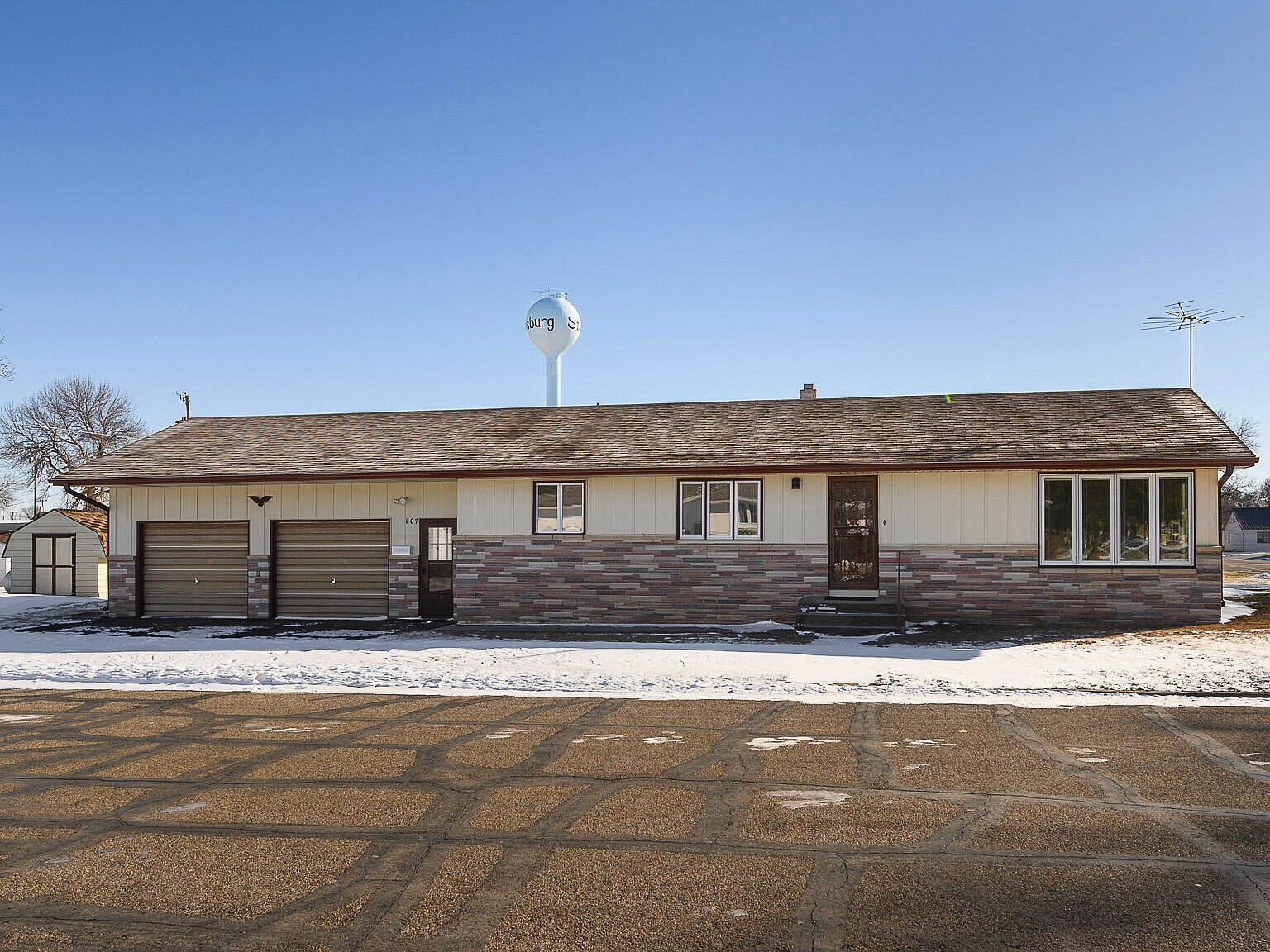 107 Avenue S #D, Strasburg, ND 58573 | MLS #4023968 | Zillow
