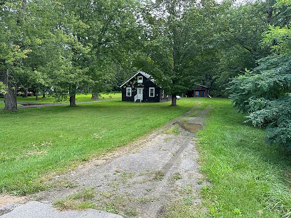 114 Skowhegan Road, Fairfield, ME 04937 | MLS #1572161 | Zillow