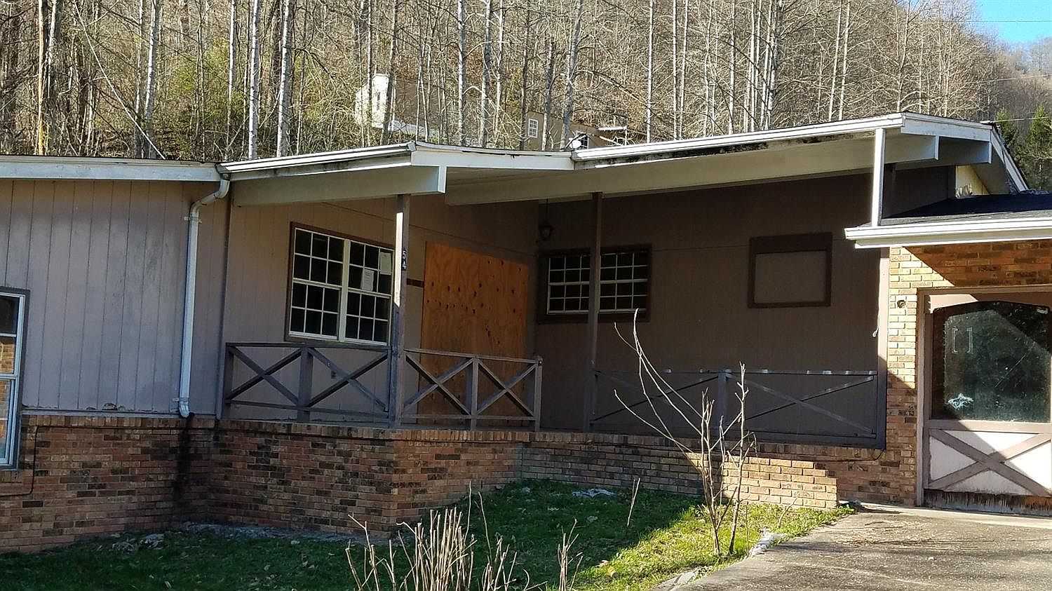 54 Landon Justice Rd, Raccoon, KY 41557 | Zillow
