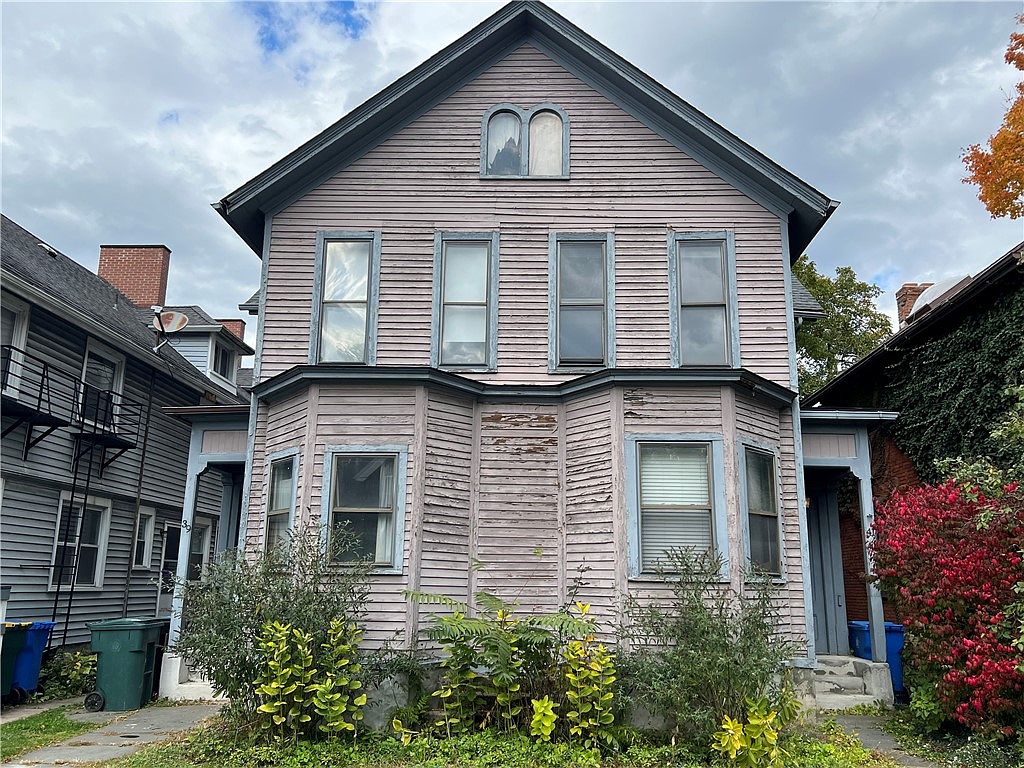 39 Alexander St, Rochester, NY 14620 | Zillow