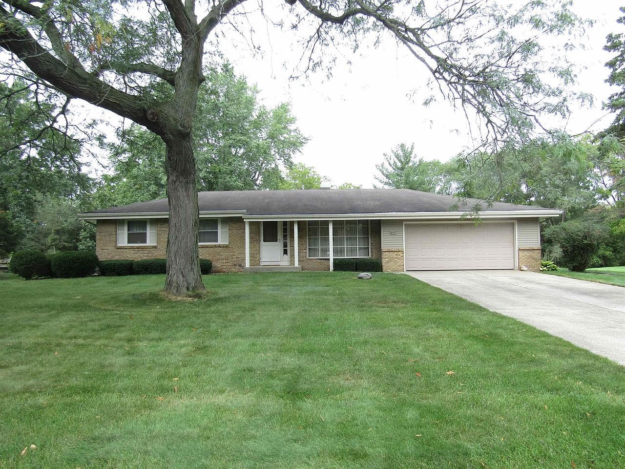 1007 Park Ridge Road, Janesville, WI 53546 | MLS #1965436 | Zillow