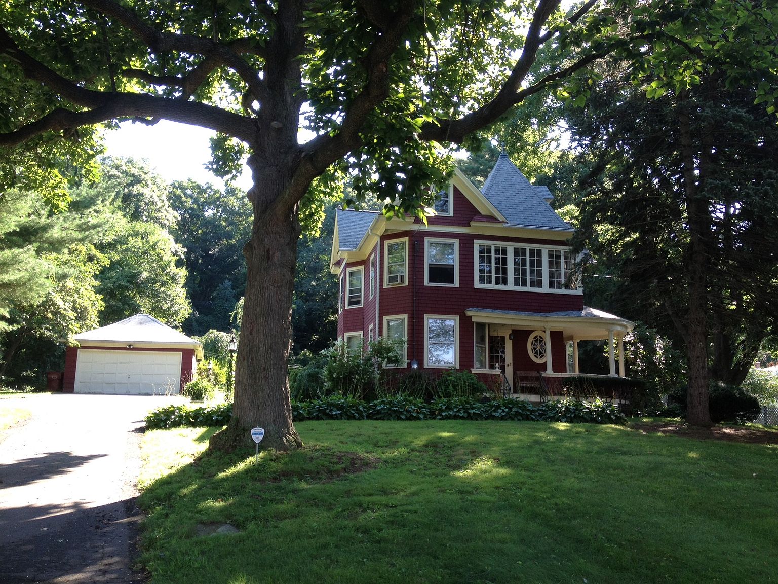 253 Spring St, Naugatuck, CT 06770 | Zillow