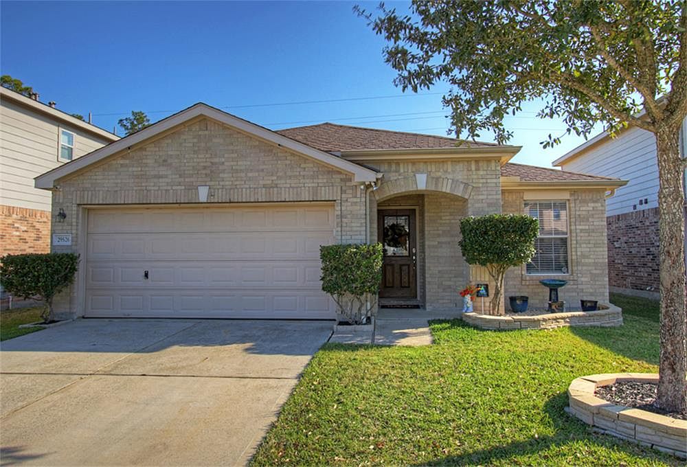 29526 N Legends Bend Dr, Spring, TX 77386 | Zillow