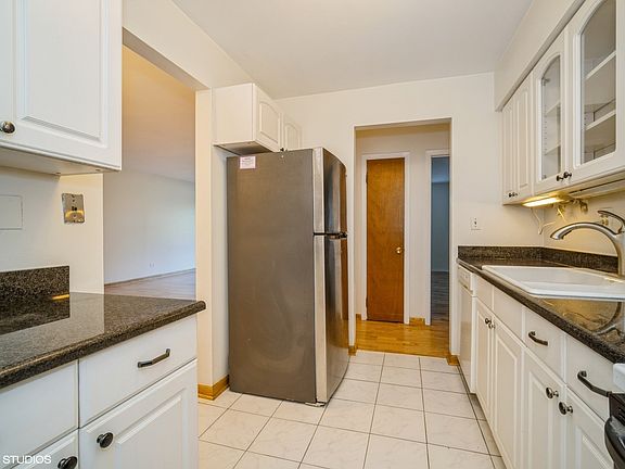 830 E Old Willow Rd APT 108, Prospect Heights, IL 60070 | Zillow