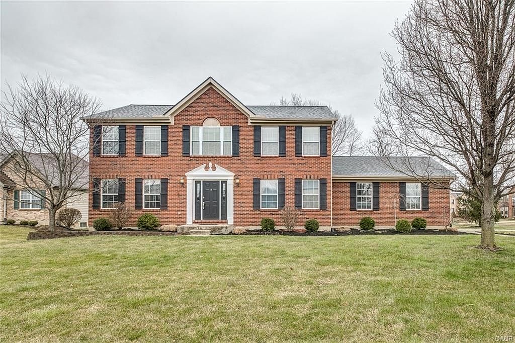 3726 Red Oak Ct, Dayton, OH 45430 | Zillow