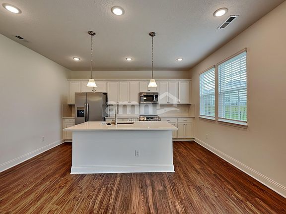 8393 Merlin Dr, Sunbury, OH 43074 | Zillow