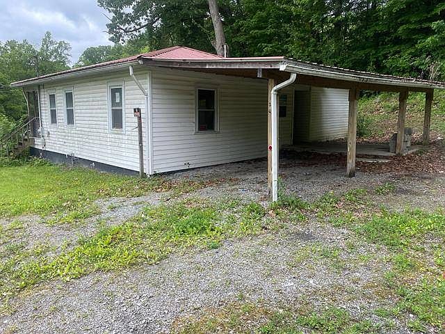 109 Epperly Rd, Princewick, WV 25908 | Zillow