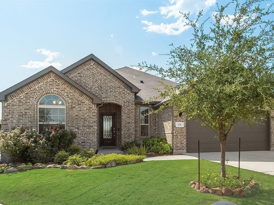 601 Meadowedge Ln, Denton, TX 76207 | MLS #20437145 | Zillow