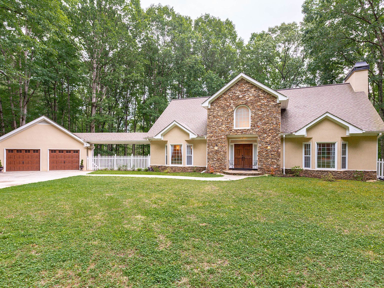 190 Downing Ct, Fayetteville, GA 30214 | Zillow